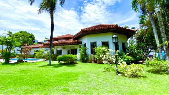 Sherwood Heights Multinational Village House And Lot For Sale Paranaque ...