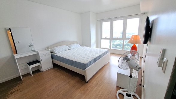 Grand Hyatt BGC Function Rooms [44,465 Properties] (February 2025) on ...