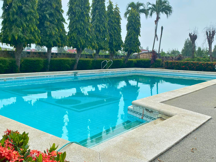 Elegant 3-bedroom house and lot for sale in Edinburgh Place, Lipa: Bank ...