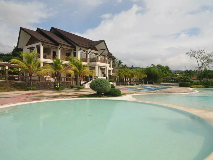 Lakeside living at Laeuna • Taal: Resort-style homes with Taal views House and Lot for Sale ...
