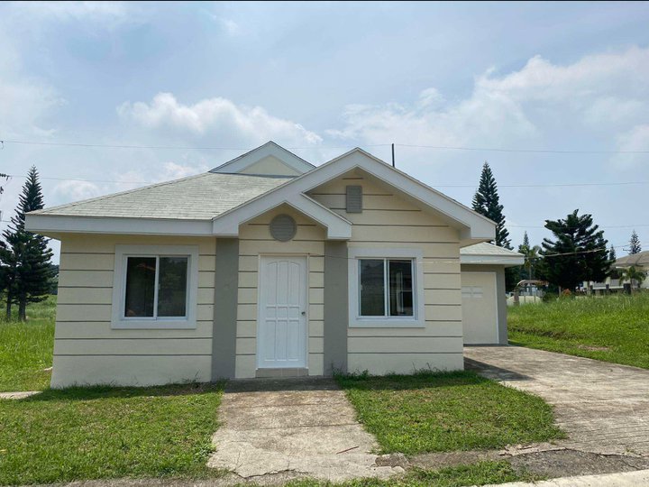 Metrogate Tagaytay Manors by Moldex:3BR House and Lot for Sale Vacation ...