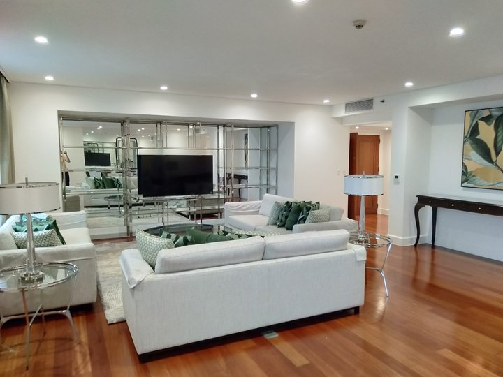 3BR Condo Unit in One Roxas Triangle [Condo 🏙️] (November 2022) in ...