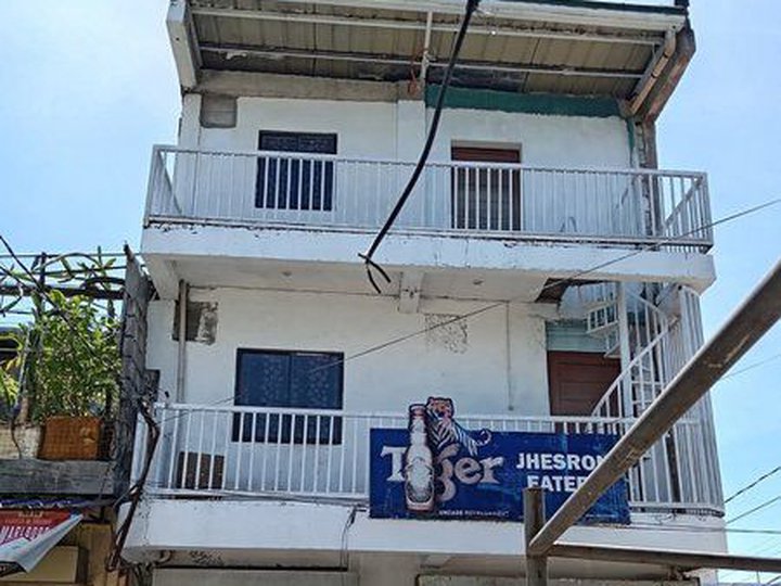 Commercial property located near public market of Emmanuel bergado 1 ...