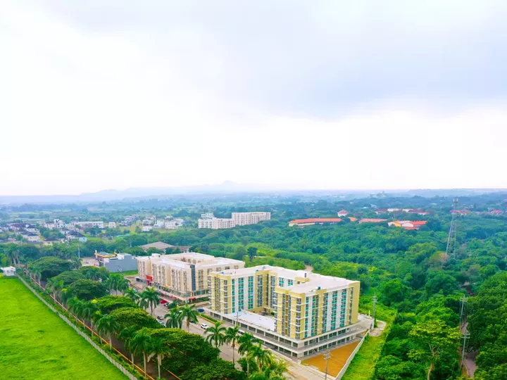 34.54 sqm 1-bedroom Residential Condo For Sale in Berkeley Suites ...
