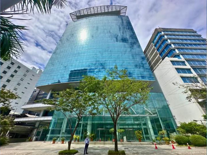 Prime Vacant Building in BGC, Taguig, Philippines [Commercial ...