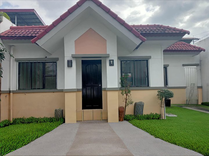 3 Bedroom Bungalow with Roof Deck House For Sale at Villa Montserrat ...