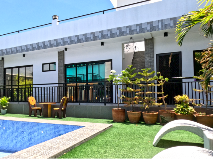3-Bedroom Bungalow with Swimming Pool in Pallas Athena Executive ...