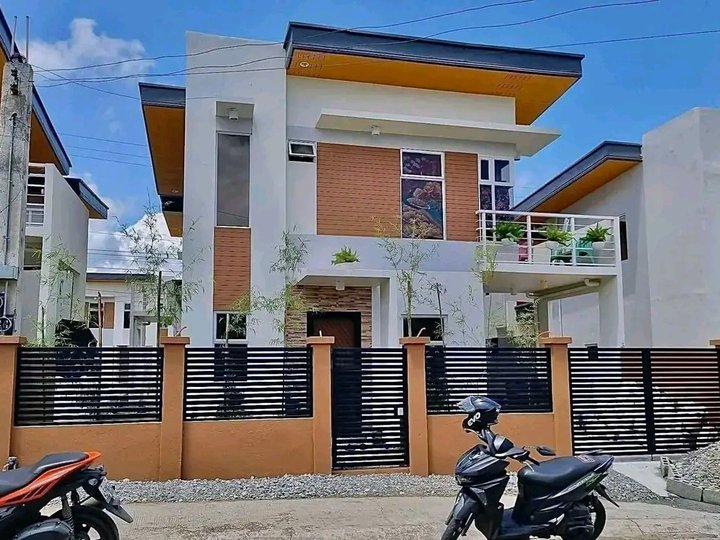 Velmiro Subdivision CDO Uptown House and Lot [Houses and Lots 🏘️ ...