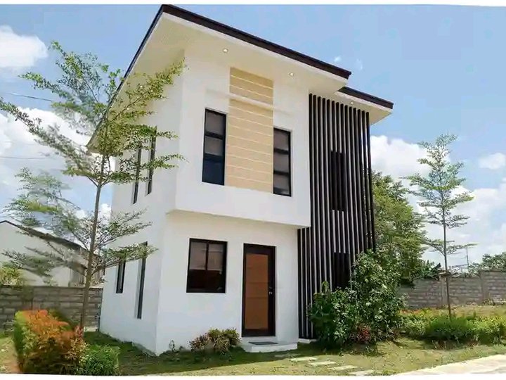 Modern Design House in Trece Martires Cavite [Houses and Lots 🏘️ ...