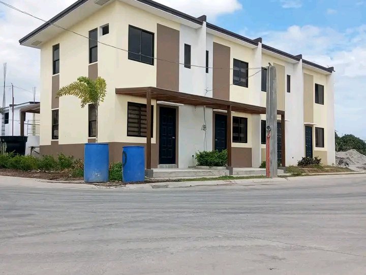 Accessible House in Naic Cavite [Houses and Lots 🏘️] (December 2025) in ...