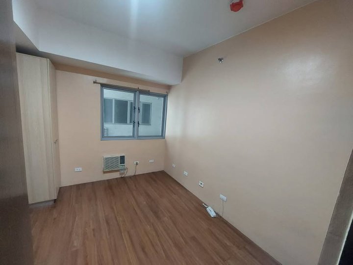 Studio Unit for Rent at W.H. Taft Residences in Malate, Manila [Condos ...