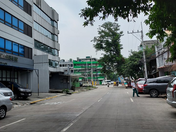 4 Storey Building near Quirino Ave Malate Manila [Commercial Properties ...