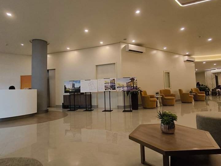 Quantum residences studio w/ balcony rent to own near la salle libertad ...