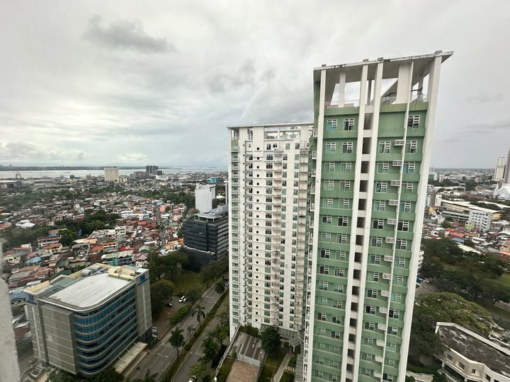 Solinea Tower 2 Studio 26sqm SeaView HighFloor Furnished CBP [Condos 🏙️ ...