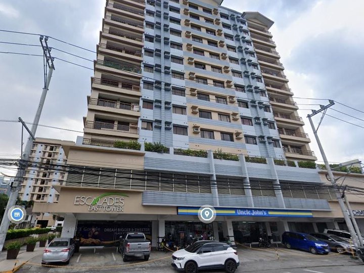 CONDO UNIT FOR SALE IN CUBAO. ESCALADES AT 20TH AVENUE CUBAO, QUEZON ...