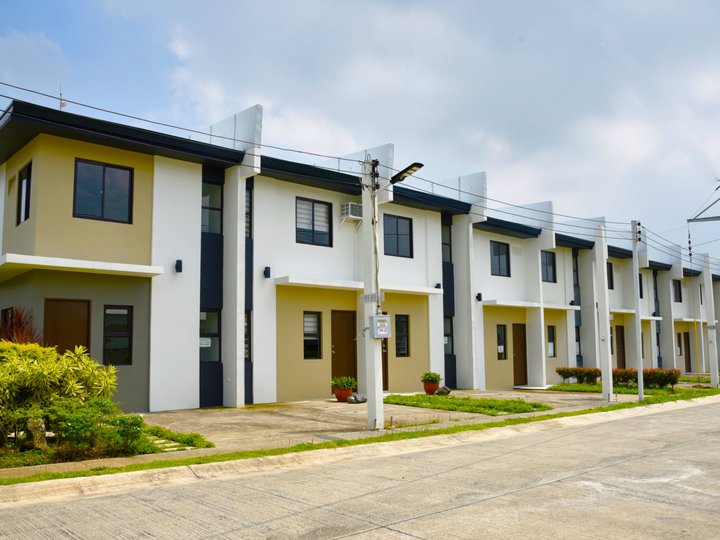 810k DISCOUNT!!! Townhouse Inner Unit For Sale in Amaia Scapes Trece ...