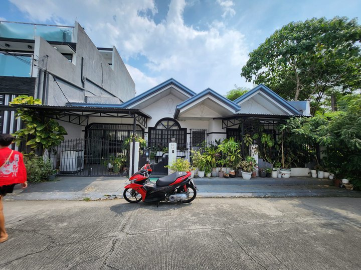 Bungalow for Sale in Multinational Village Paranaque City [Houses and ...