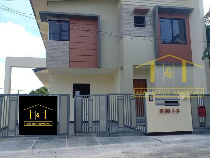4-bedroom Single Attached House For Sale in Dasmarinas Cavite [House and Lot 🏘️] (September 2024 ...