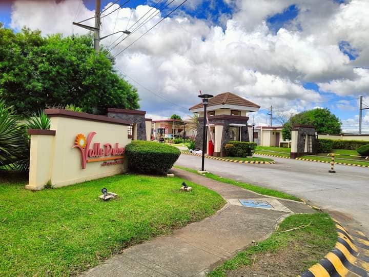 Large Residential Lot with 207sqm For Sale in Valle Dulce Phase 1 at ...