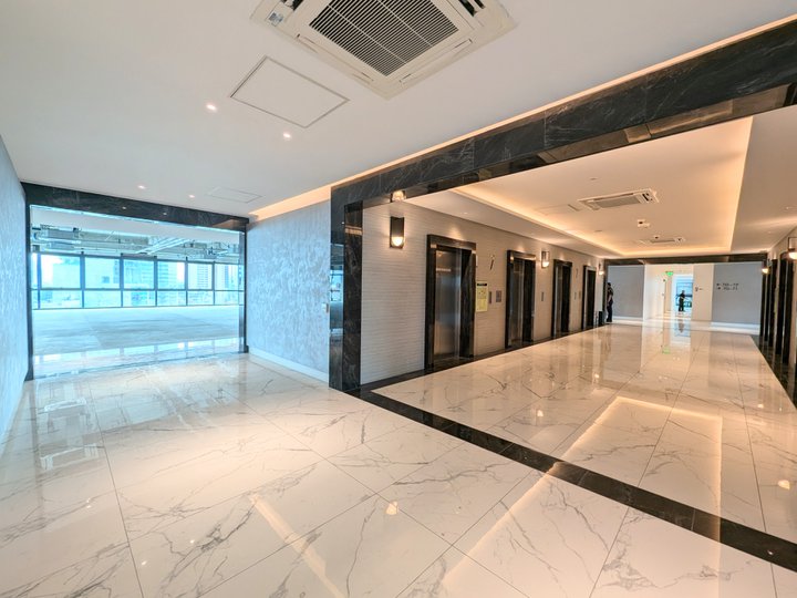 234 sqms NEW Commercial Office Space at GH Tower For Rent or Lease in ...