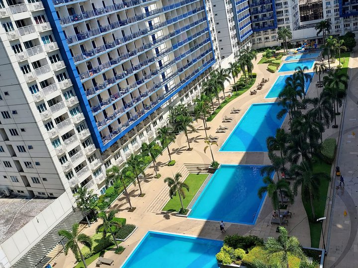 Condominium unit one bedroom with terrace at Sea Residences, Manila ...