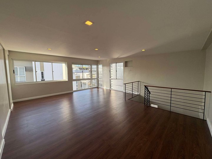 Ready For Occupancy 4-bedroom Middle Townhouse For Sale in 68 Roces ...