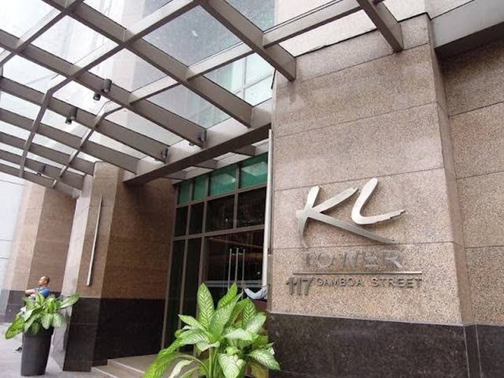 BID: Studio Condo at KL Mosaic Tower Legaspi Village, Makati | Unit 25F [Condos 🏙️] (October ...