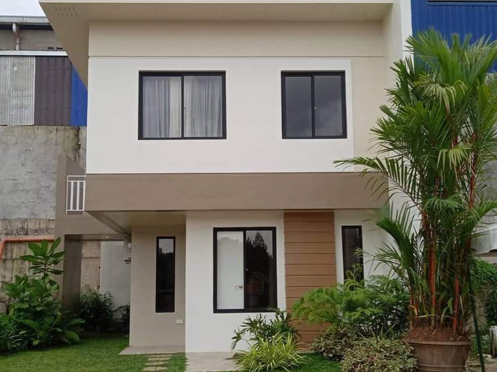 2 storey house n lot with a good and nice location in Antipolo City ...