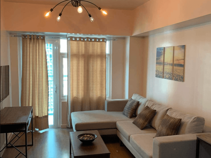Move-in Ready Condo Unit for Sale in Two Serendra BGC Taguig [Condos 🏙️ ...