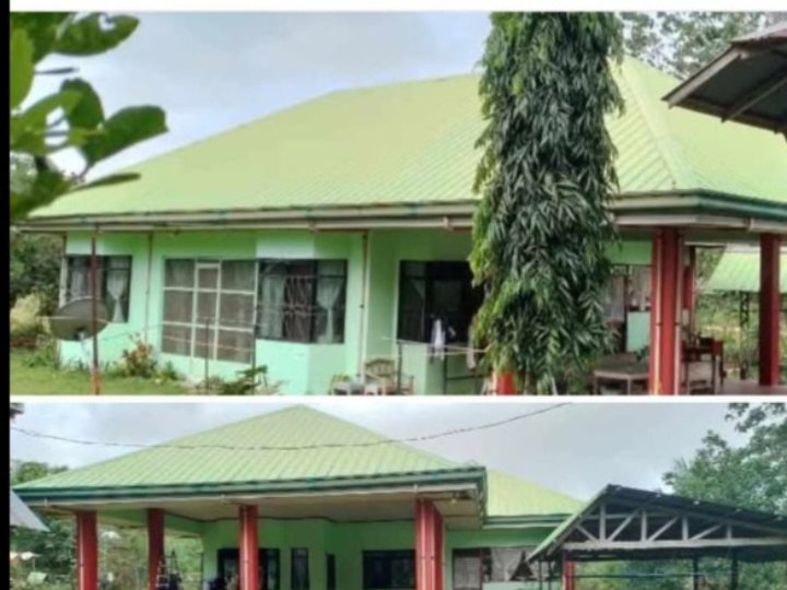 Our house and lot .single attach house with 2 large bedrooms. [Houses ...