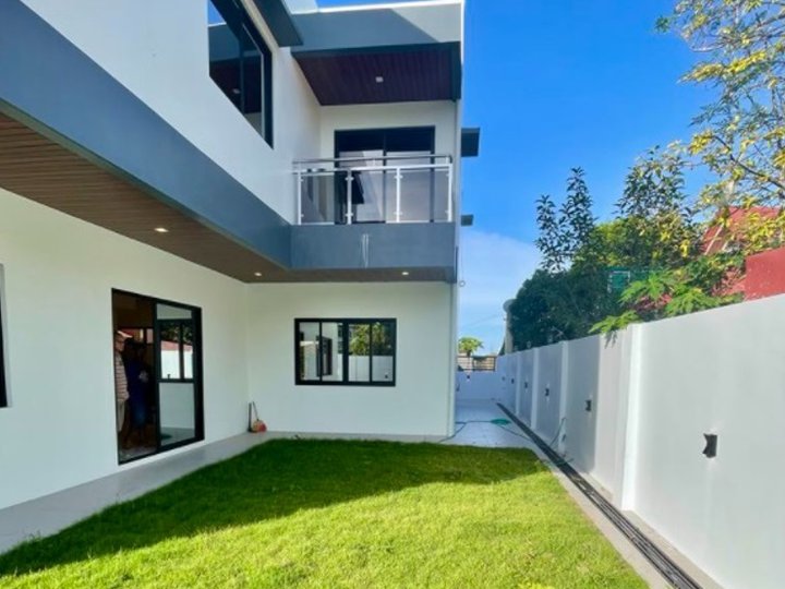 Brandnew Modern Tropical Contemporary 4 Bedrooms House with Pool in ...