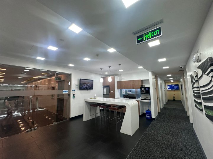 Fitted Office Space for Lease in BGC with 24/7 Accessibility in a BPO ...