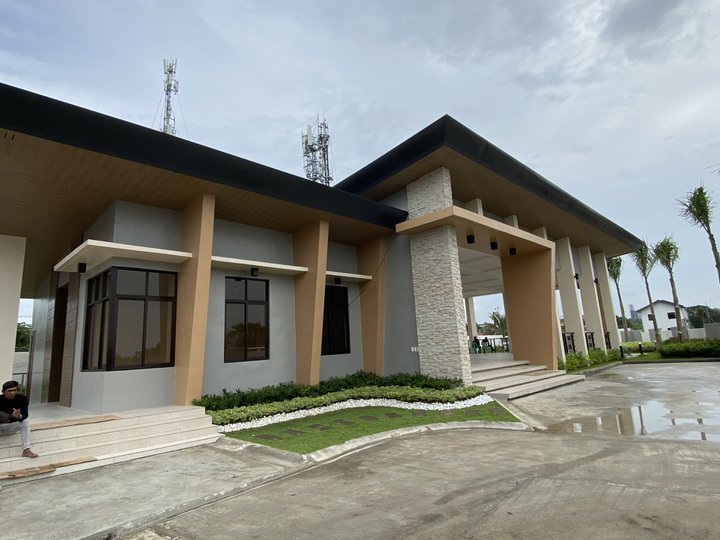 Olivarez Homes Southwoods Clubhouse and Pool - Olivarez Homes Southwoods