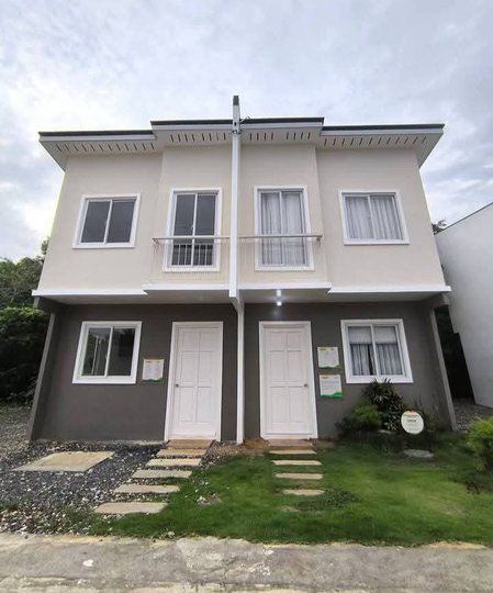 RICHWOOD HOMES DUPLEX UNITS AVAILABLE ‼️PANGLAO ISLAND BOHOL - Living ...