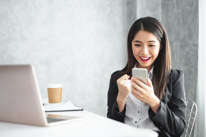 8 Powerful Tricks For Winning Your Clients Online - Selling Properties ...