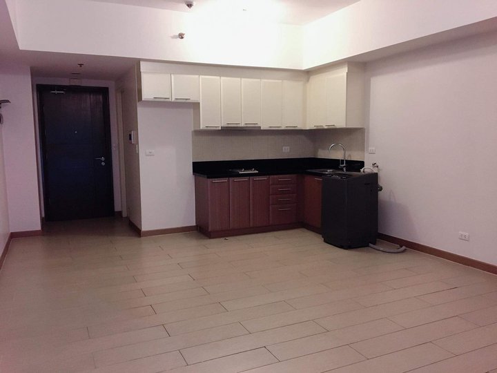 Venice Residences, Bellini Tower - DRIVEN BROKERAGE